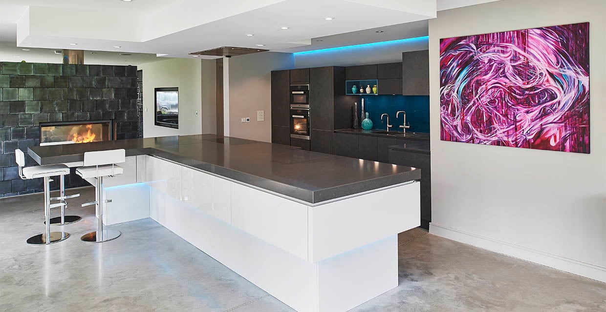 Kitchenology complete kitchen with Caesarstone quartz worktops